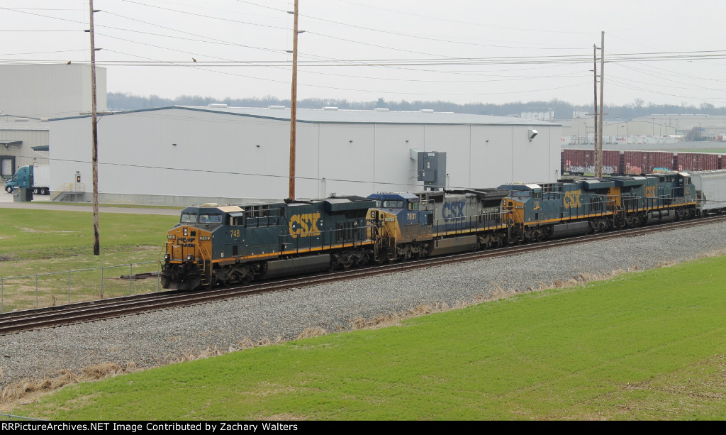 CSX 748 7831 700 3073